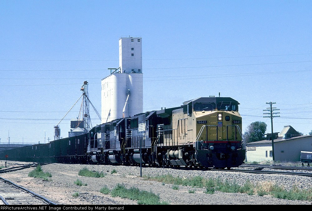 UP 9441 Shows Three NS Units the Way on the 4th of July